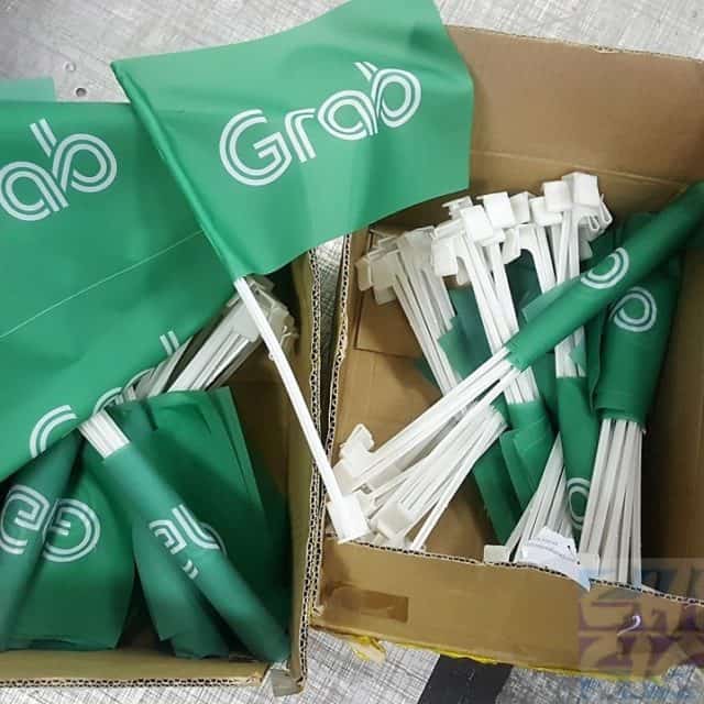 Custom car flags quick & easy fix onto car windscreen